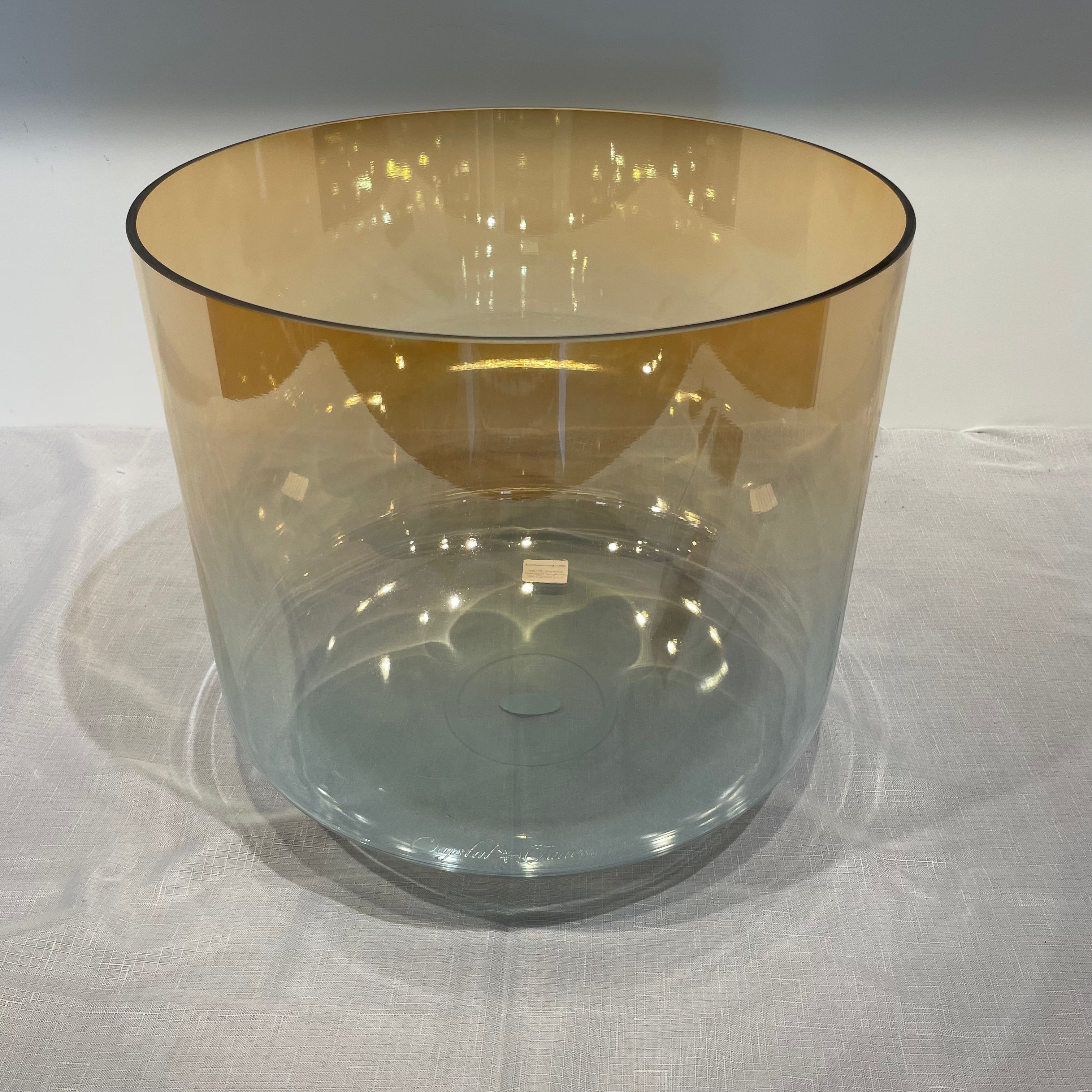 16" G+40 Supergrade™ Bowl Grandmother, Androgynous Indium (Base) Tall ...
